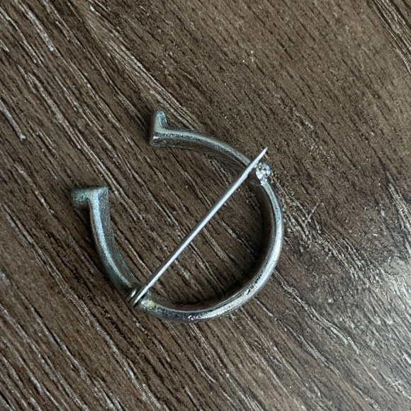 Jewelry | Vintage Horseshoe Brooches Pin | Poshmark